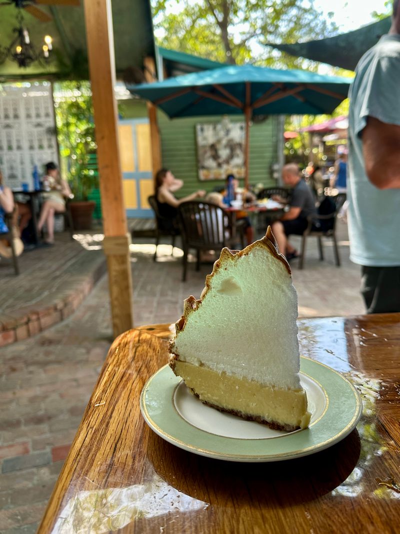 This Florida Restaurant’s Key Lime Pie Is So Good It Ruins Every Other One