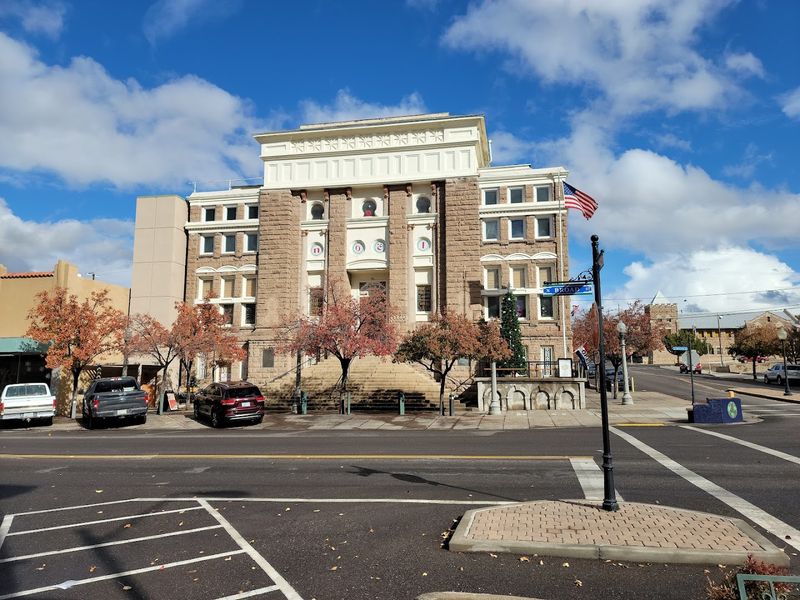 This quaint Arizona town proves $1,950 a month can go much farther than ...